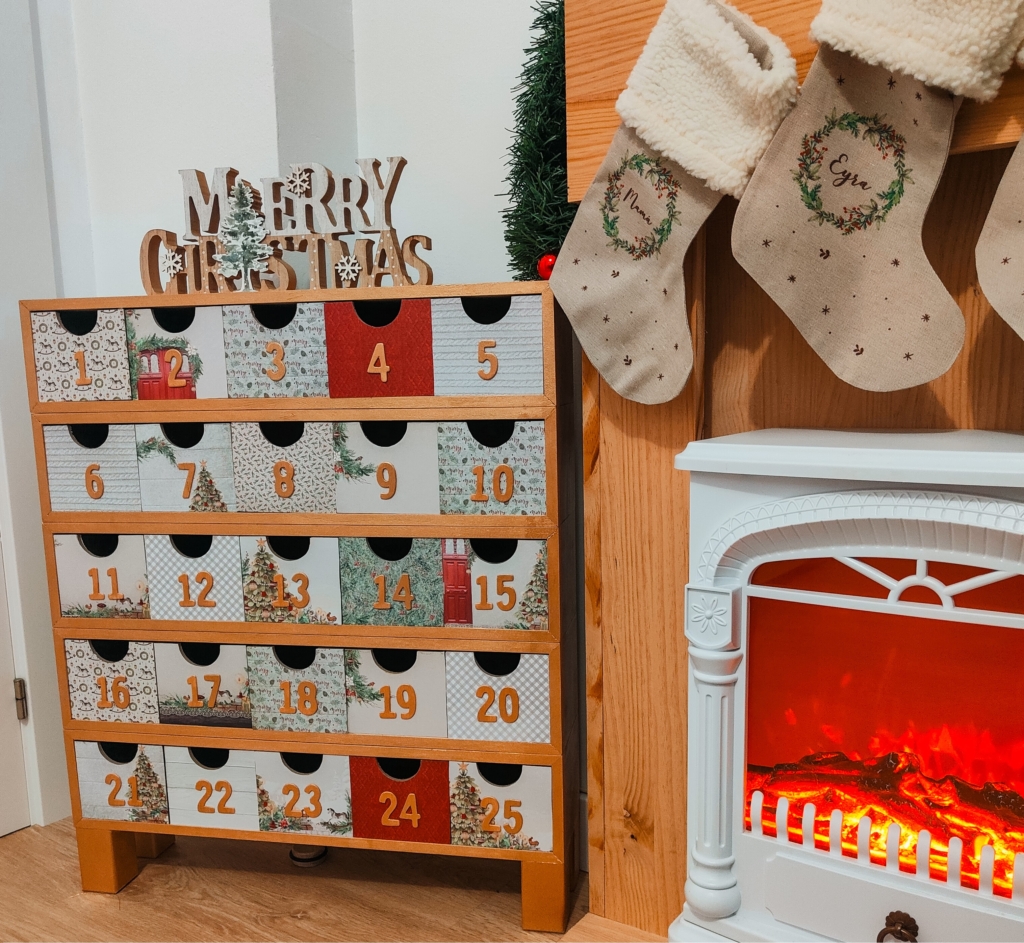 Crea un calendario de Adviento con mini cajoneras de madera - Astiblog